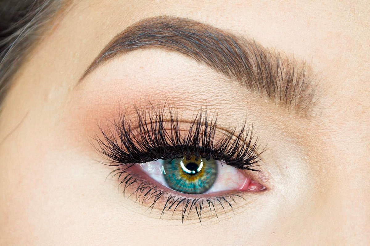 Space Mom – Lunar Angel Lashes